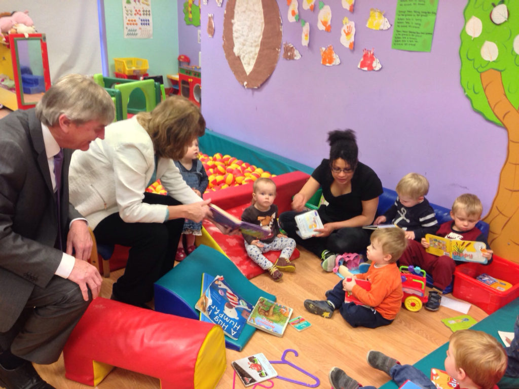 Bebê na Creche - Quando Colocar e Quais Cuidados Tomar? | Famivita